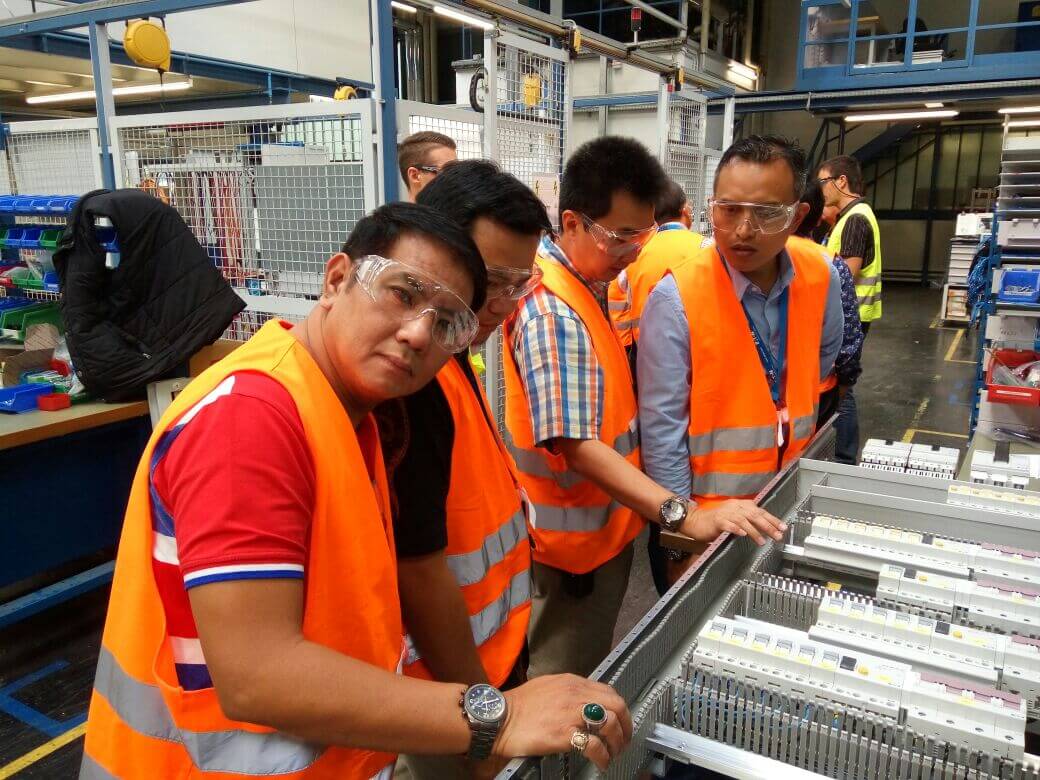 Undangan Factory Visit dari Eaton European Innovation Center (EEIC ...